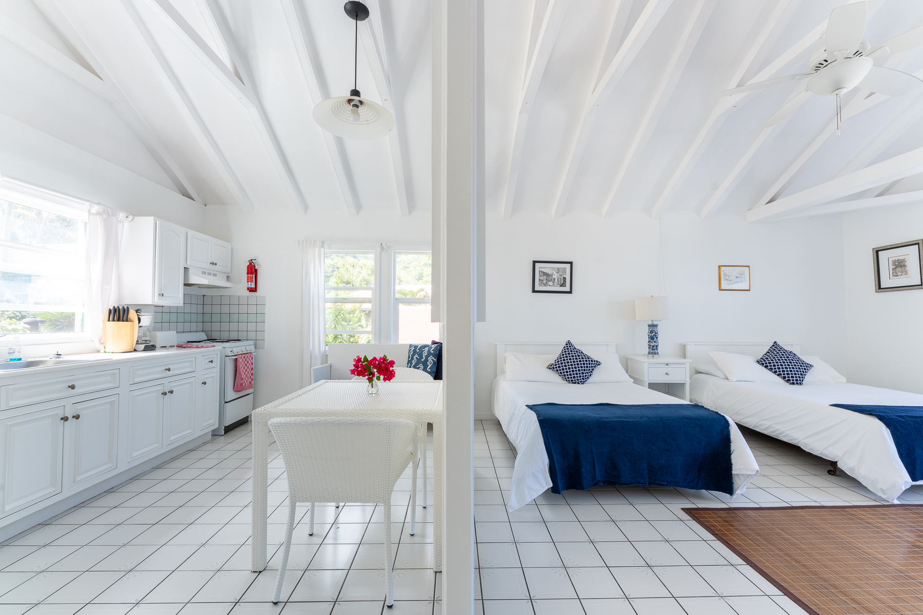 The Cottage Club | Saba Tourism