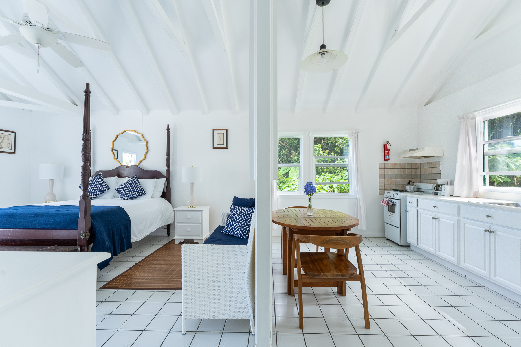 The Cottage Club | Saba Tourism