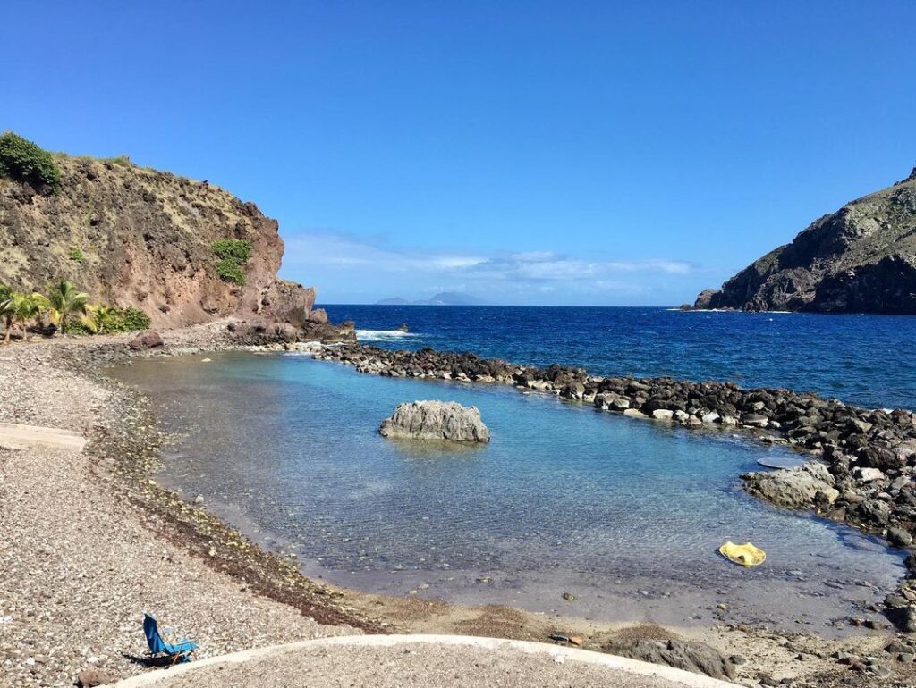 Cove bay | Saba Tourism