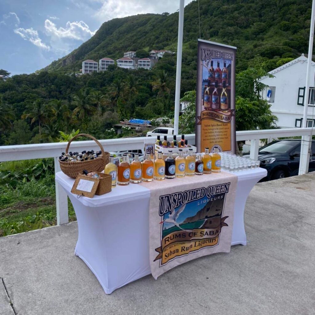 Unspoiled Queen Liqueurs Rum tasting | Saba Tourism